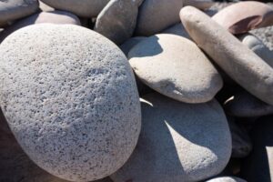 Kewanee River Stone - Carroll's Building Materials